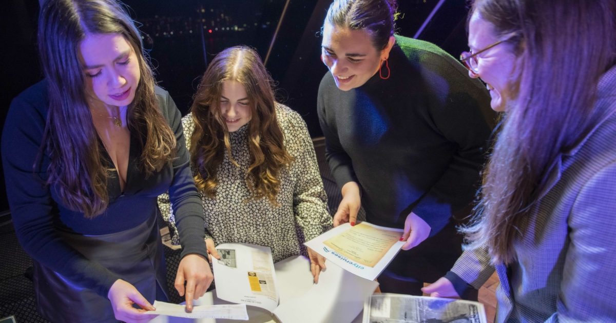 London Murder Mystery River Cruise | WonderDays