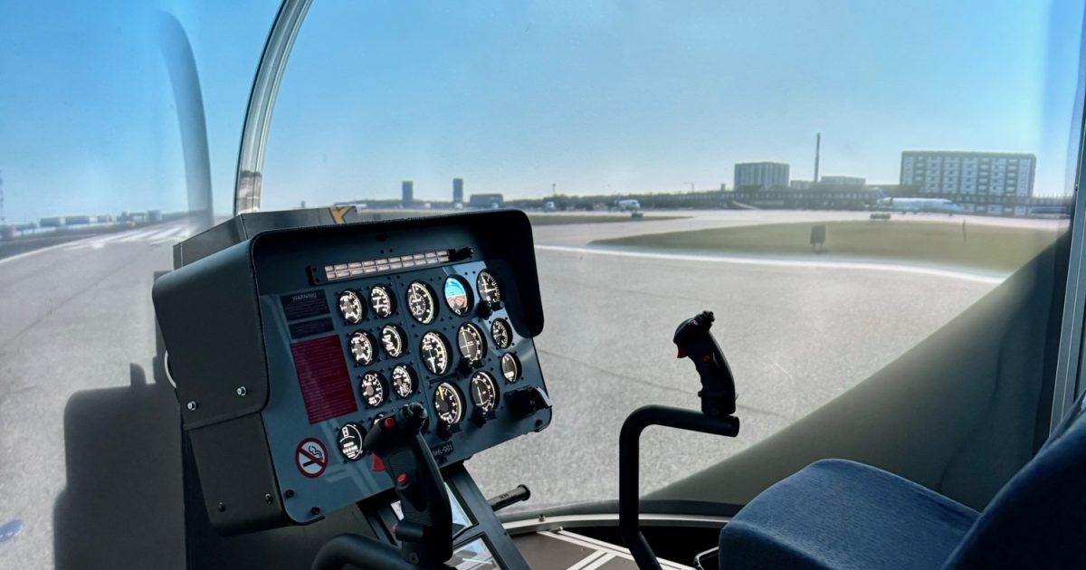 Iconic City of London - Helicopter Pilot Simulator… | WonderDays