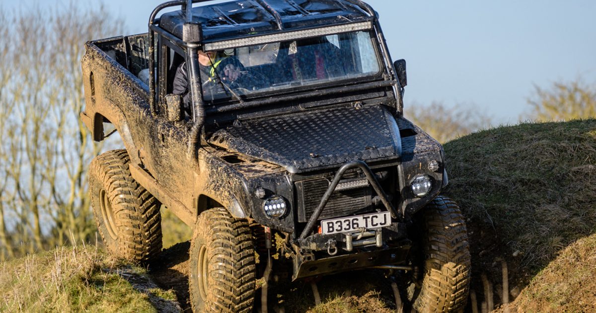 Off Road Driving Experience in a 4X4 | WonderDays