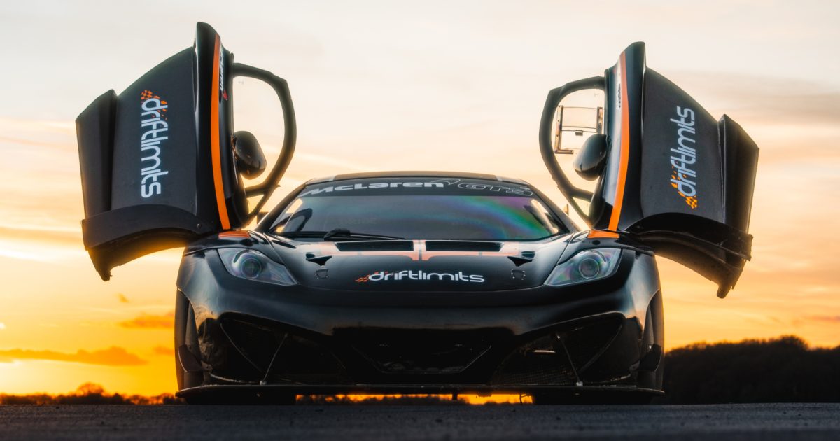 Drift Limits Cars McLaren MP4-12C | WonderDays