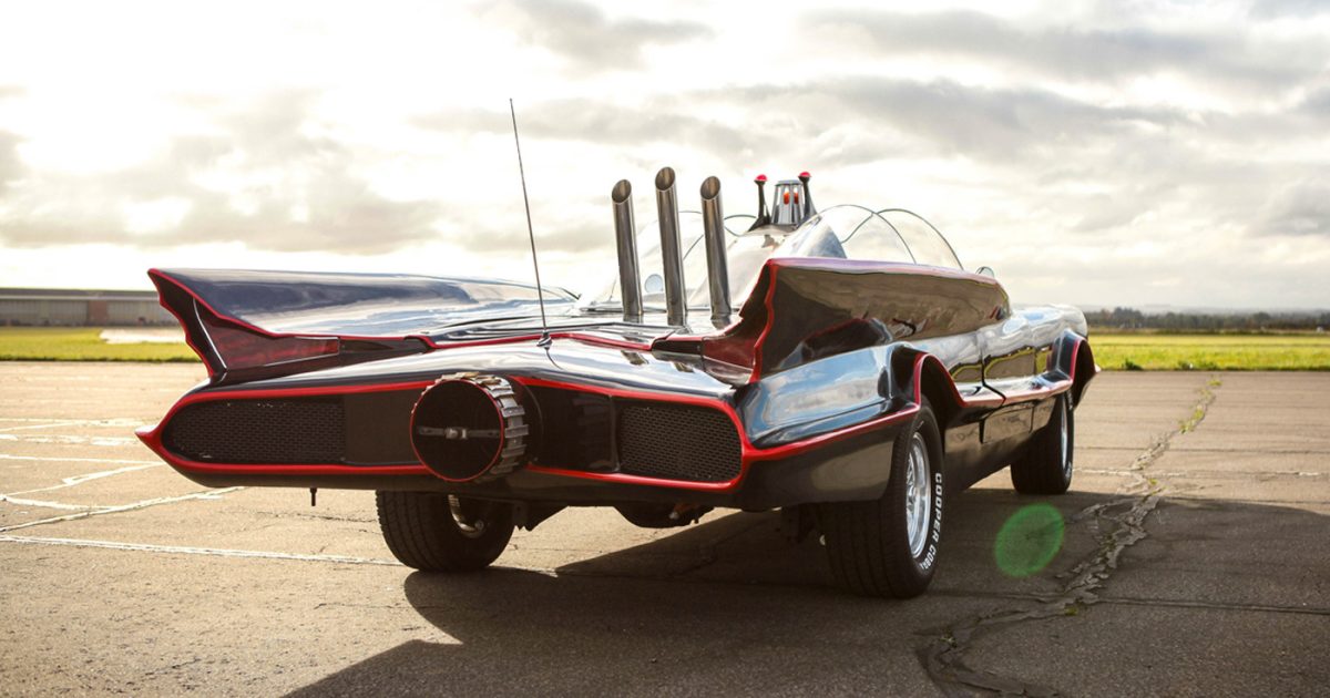 SuperCars Batmobile | WonderDays