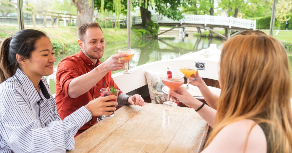 Oxford Evening Cocktail River Cruise | WonderDays