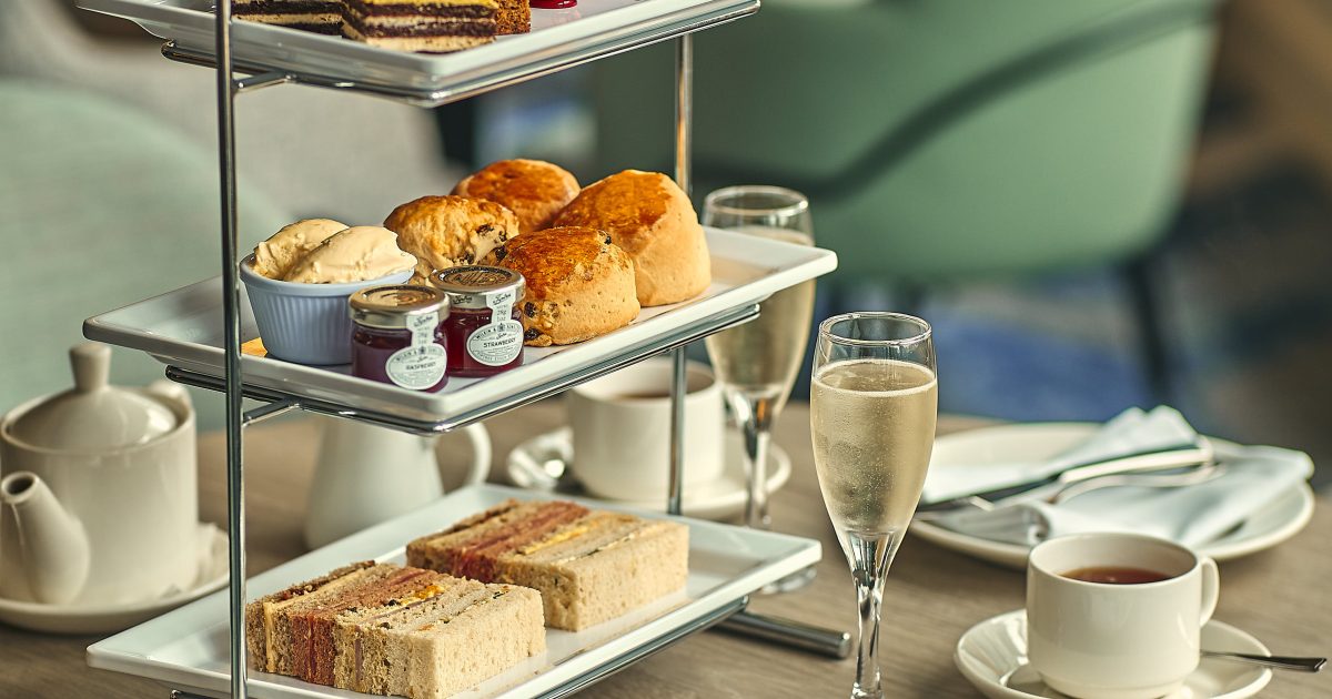 Spa Day with Afternoon Tea at Beautiful Berkshire Hotel | WonderDays