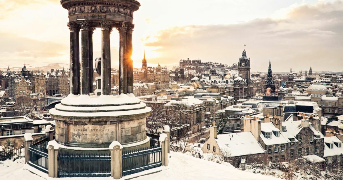 Discover the Magic of Edinburgh Christmas Market 2024 | WonderDays