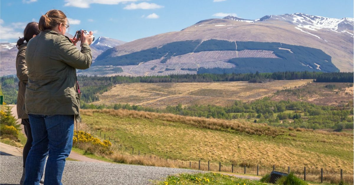Loch Ness Explorer Day Tour from Edinburgh | WonderDays