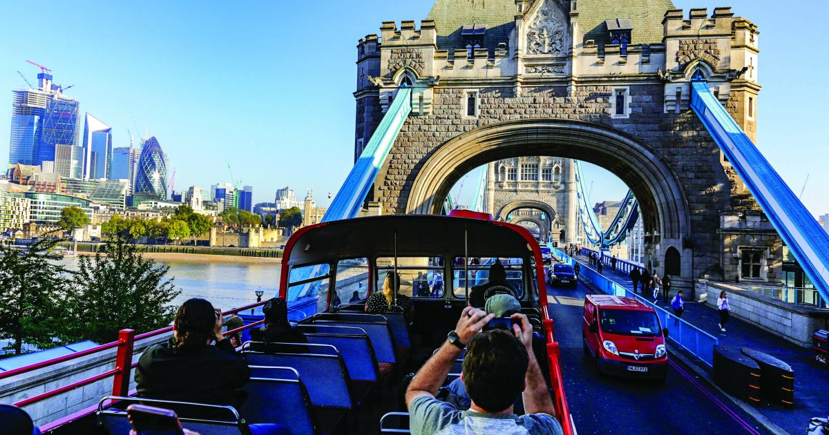 Coach Trips Experience Days | WonderDays