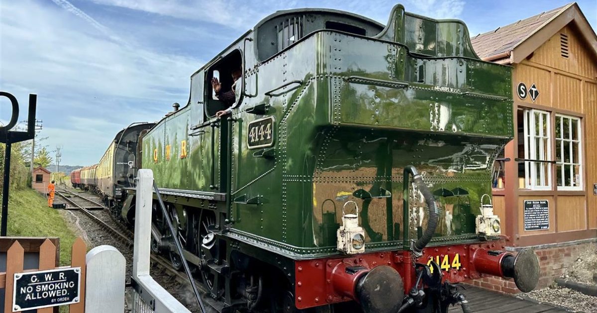 Steam Train Experience In The Chiltern Hills or South… | WonderDays