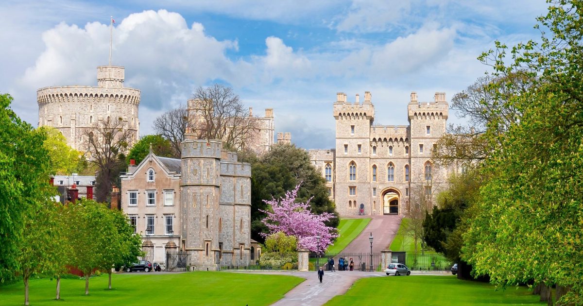 Royal Palaces, Stately Homes & Castles Experience Days | WonderDays
